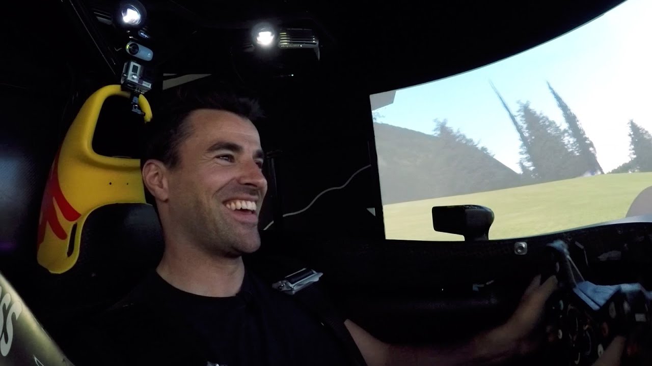 The Red Bull Racing Simulator Challenge: Steve Jones - YouTube