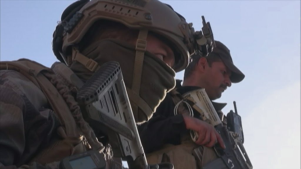 Iraq: On the ground with French troops in Mosul - YouTube