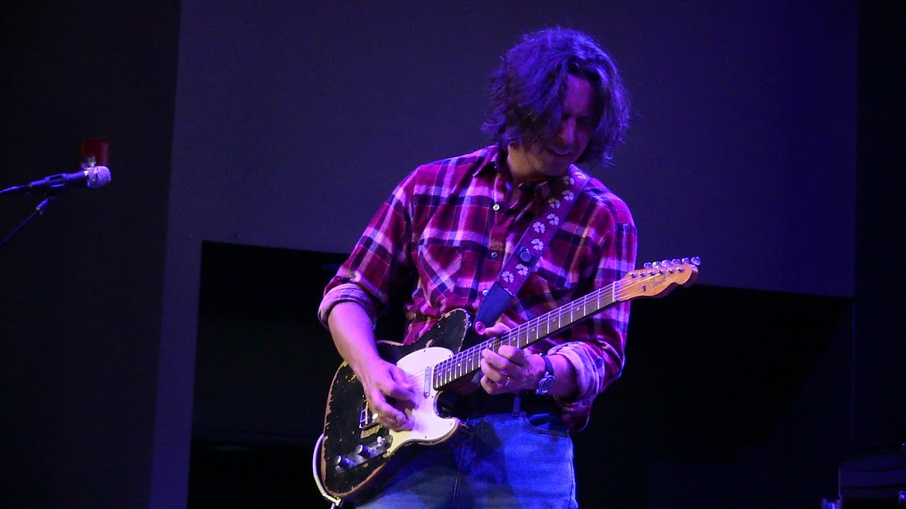 ''DEVIL AND THE DEEP BLUE SEA'' - DAVY KNOWLES BAND @ The Roxy; June ...