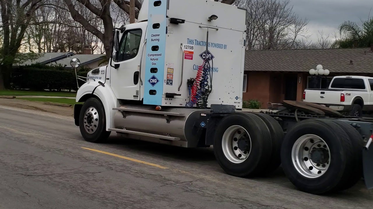 FREIGHTLINER CNG TRUCK - YouTube