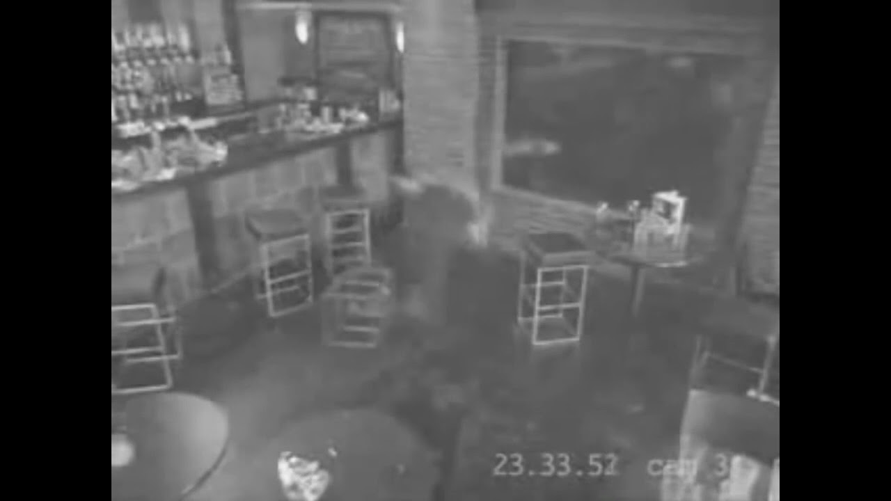 waitress fail funny moment memes - YouTube