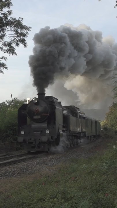 🇨🇿 Parní lokomotiva 464.008 #train #vlak #lokomotiva #vlaky #railway #steam #railroad #history # ...