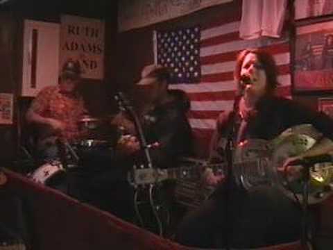 Molly Maher at Nye's - YouTube