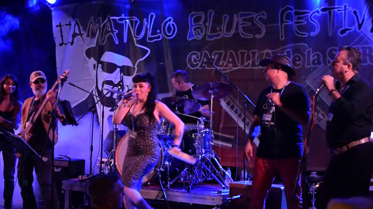 Triana Blues Band Caledonia ft Mingo Balaguer and Belucca Brown - YouTube