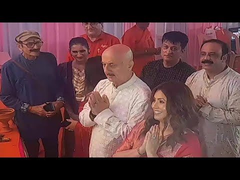 Anupam kher, Mahima Choudhary felicitated by Biswajeet & Rajesh Negi At ...
