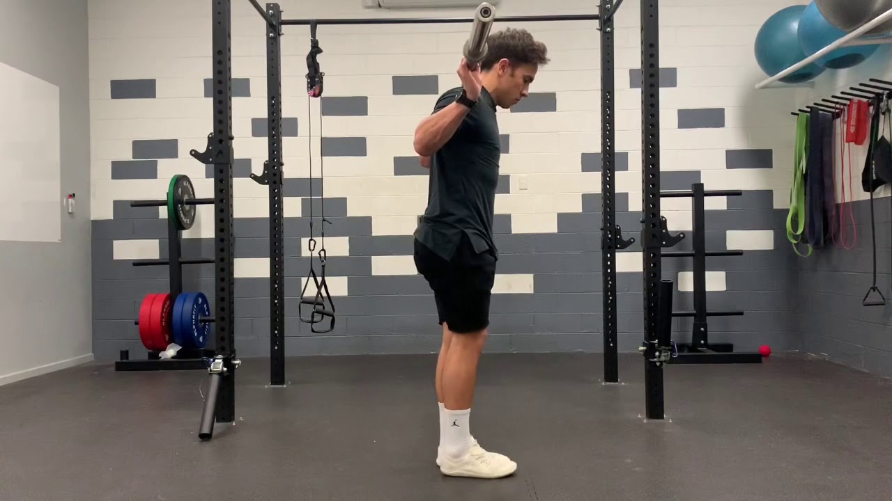 Barbell Reverse Lunge - YouTube