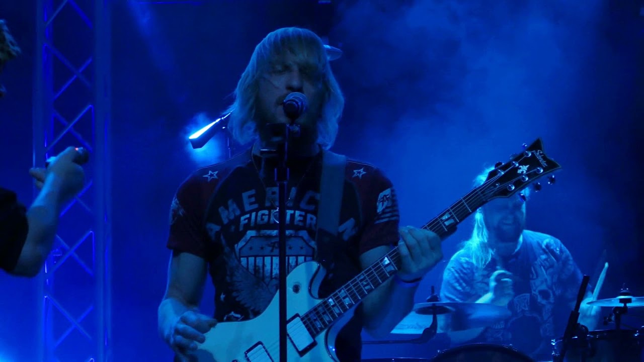 Orion Falls, Fight or Flight LIVE - YouTube