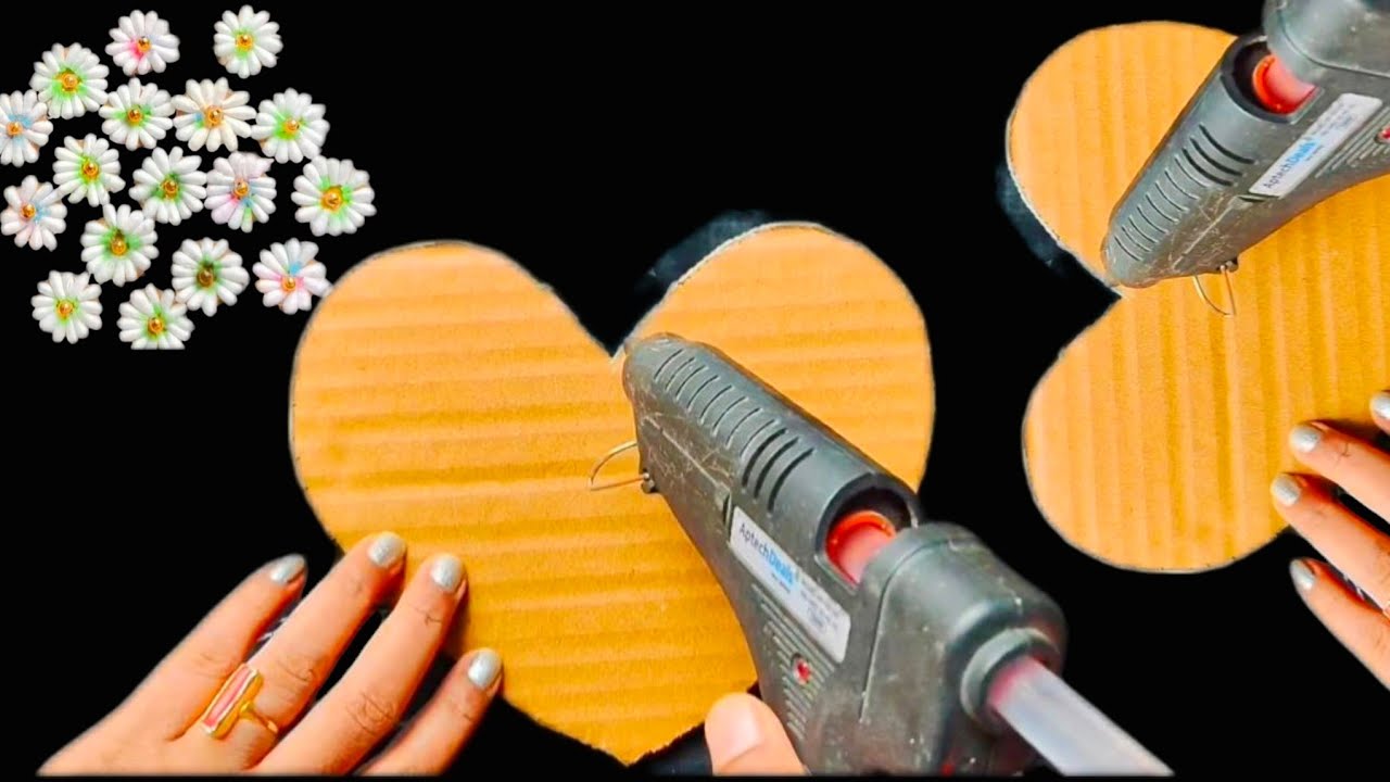 Wall Hanging Craft Ideas Using Cardboard and Earbuds | Earbuds Craft ...