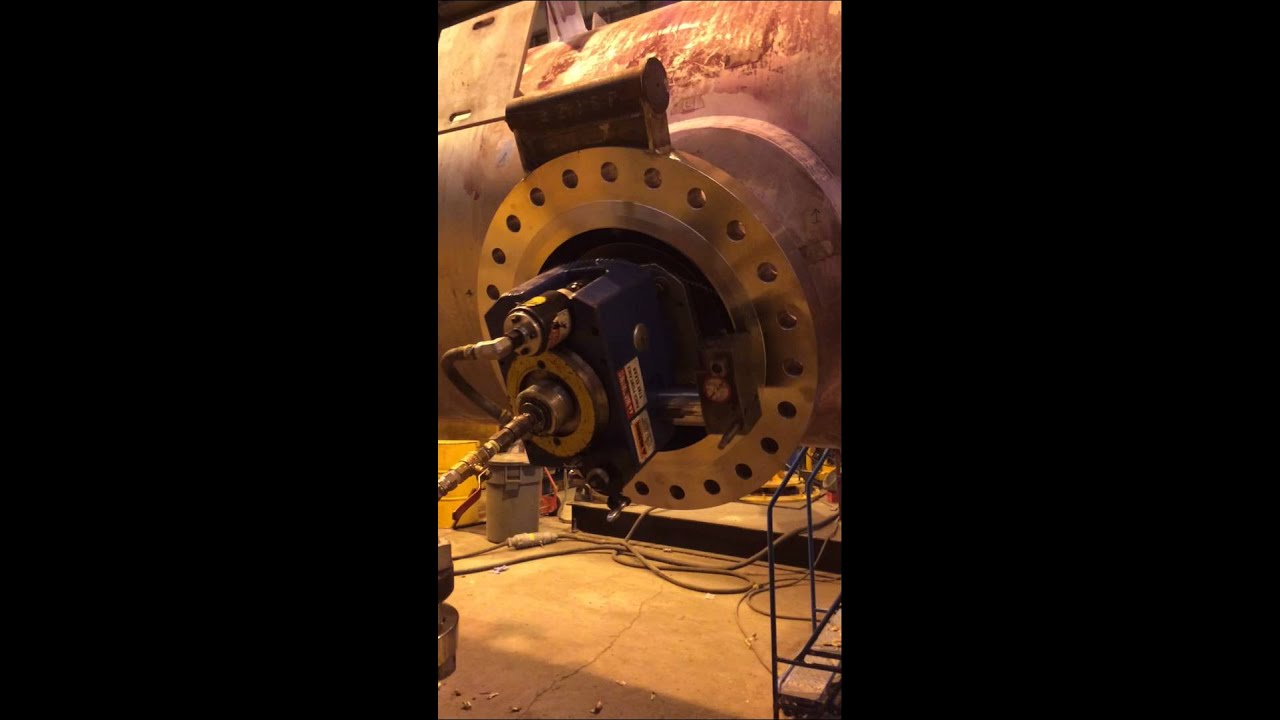 Vessel Flange Facing - YouTube