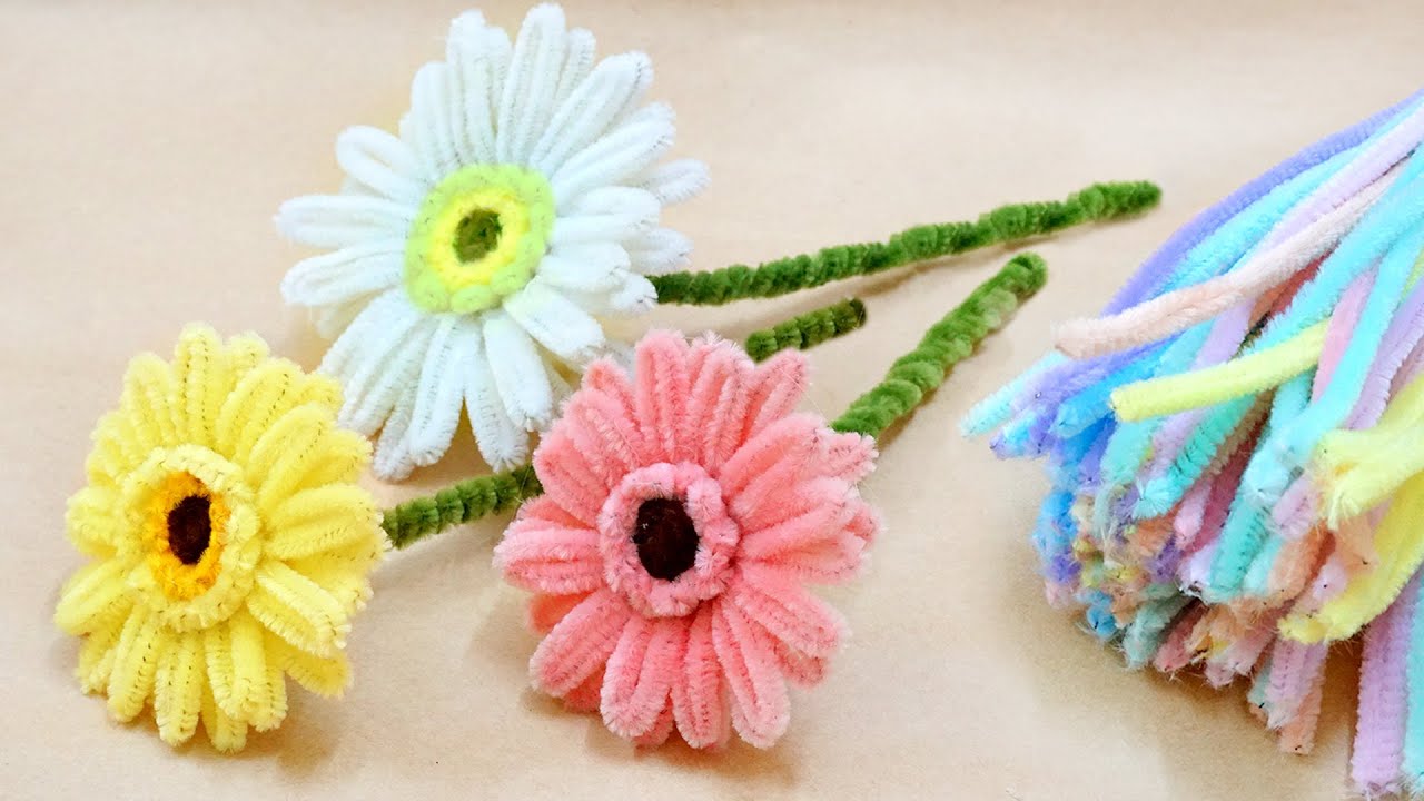 How to make Gerbera Daisies from Pipe Cleaner | Pipe Cleaner Flowers DIY - YouTube