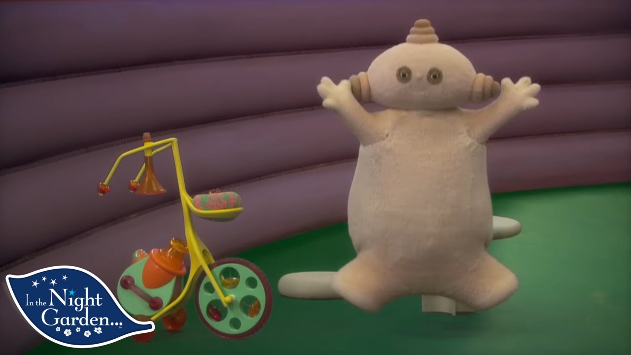 In the Night Garden | Long Distance Ball Game | Shows For Kids - YouTube