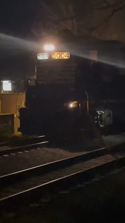 NS 5004 (High hood) tied down in Charlotte, NC - YouTube