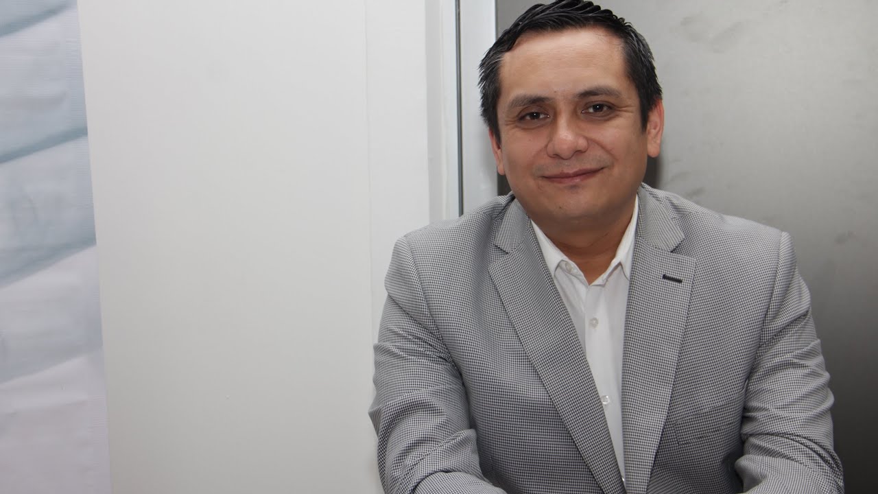 Entrevista al consejero del IEE, Miguel Ángel Bonilla - YouTube