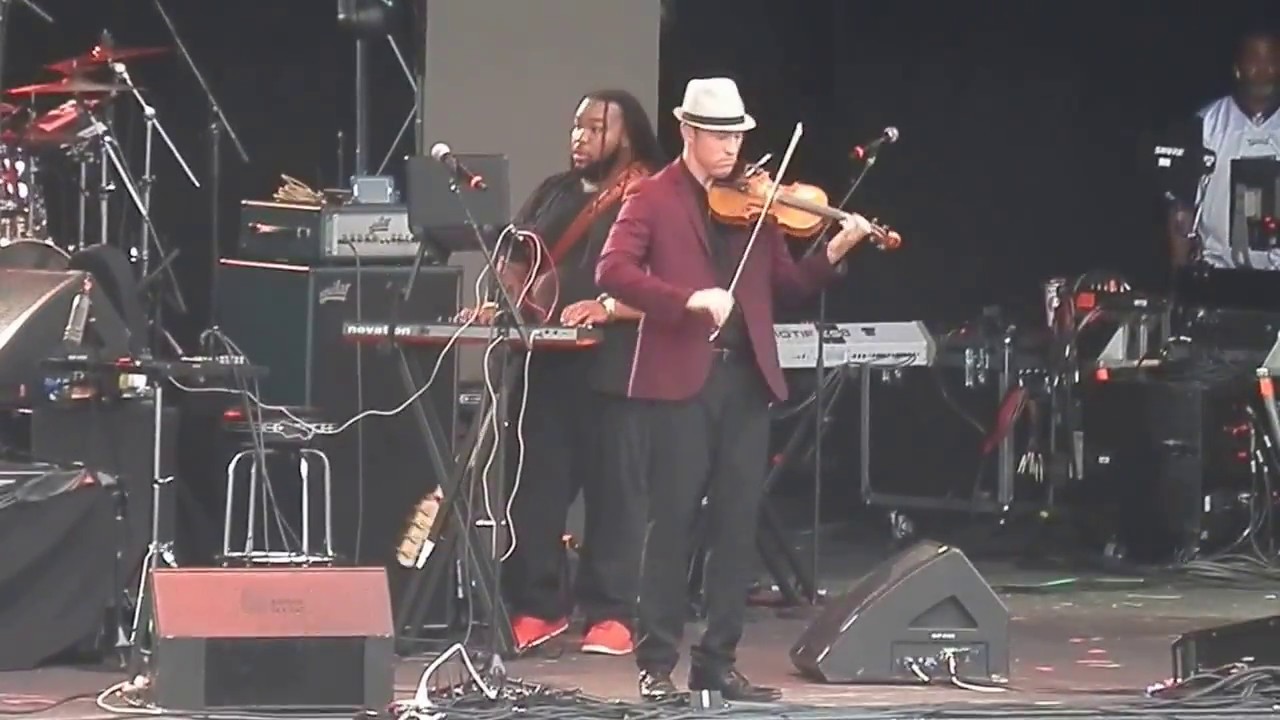 'Violinist' Josh Vietti - "Jazz On The Beach" (LIVE) - YouTube