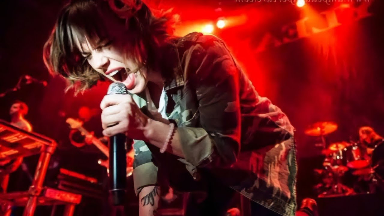 Flyleaf Set Me On Fire @ Jewel Nightclub 02 07 2015 - YouTube
