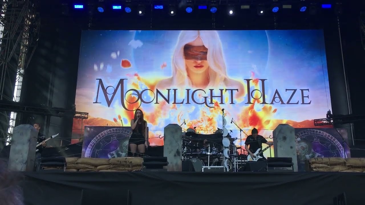 Moonlight Haze - It's insane [live] - YouTube