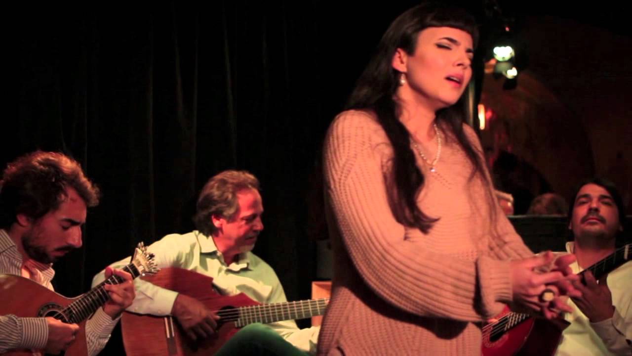 Marta Rosa: "Fado Primavera" - YouTube