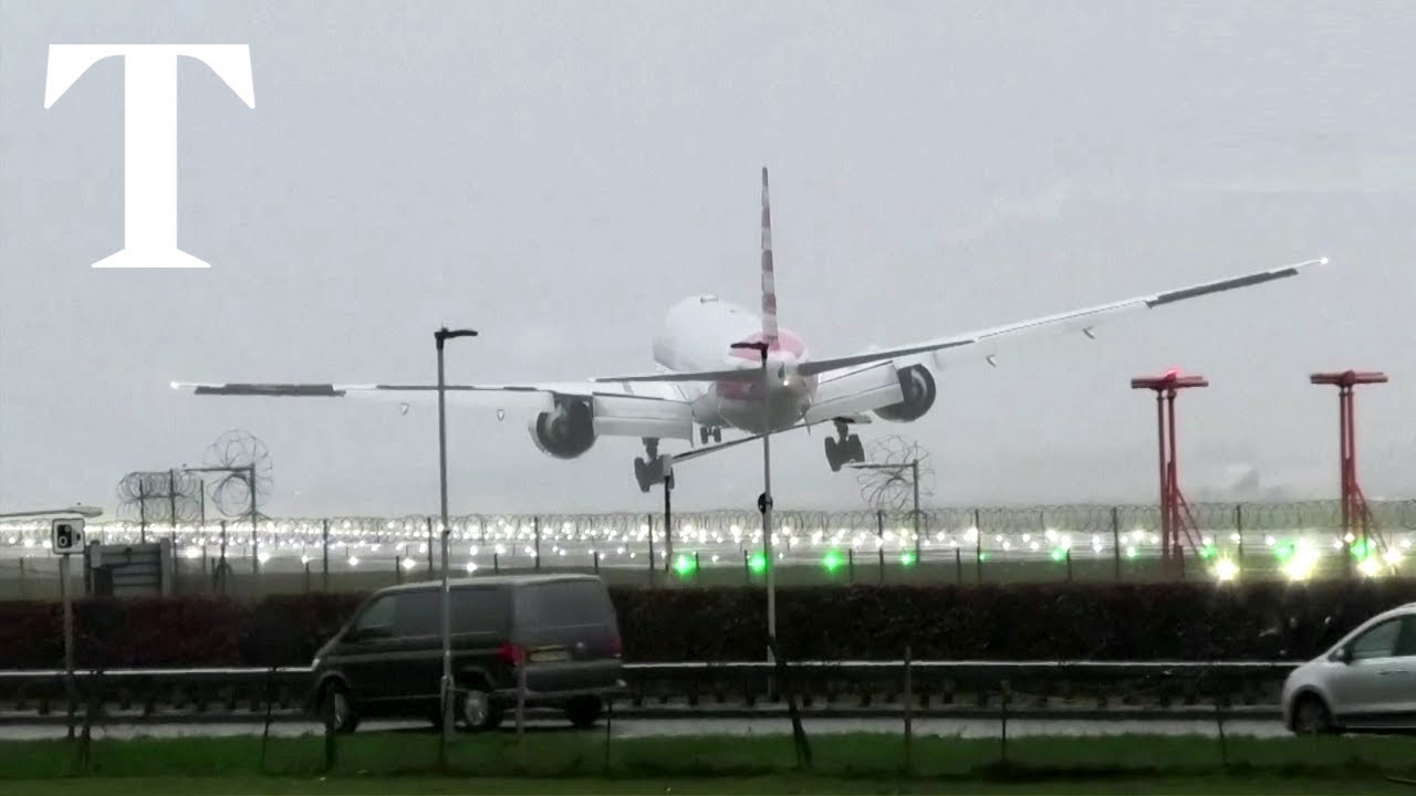 Storm Gerrit makes for bumpy plane landing at Heathrow Airport - YouTube
