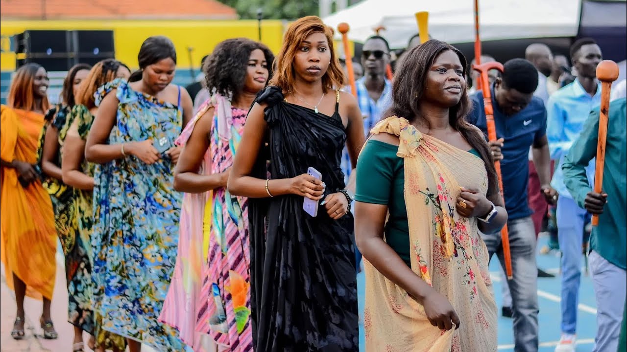 THOMAS ABAN — WØR NYACØLLØ NYIKANG ( SHILLUK MUSIC ) - YouTube