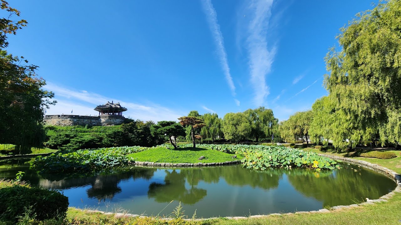 우쿨렐레 모임 (241009)- 수원 화성 동남문&방화수류정 - YouTube