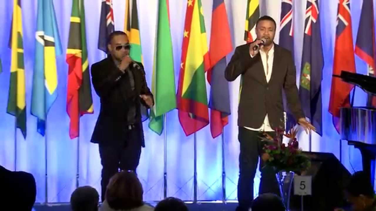 Shaggy and Rayvon perform Angel Live in Toronto - YouTube