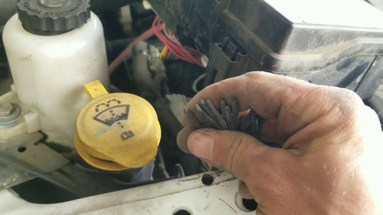 Boss 9.2 V plow installation on Ram truck - YouTube