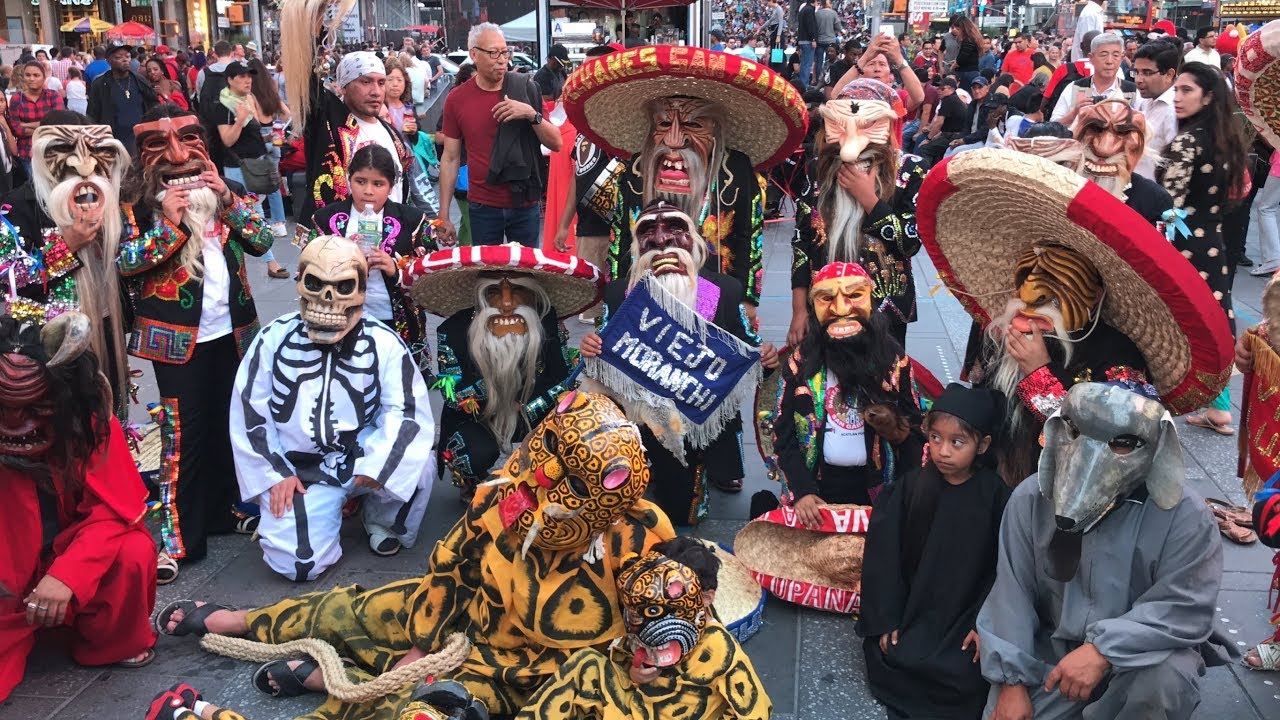 Tecuanes (Jaguar) Dance of Mexico at Times Square - YouTube