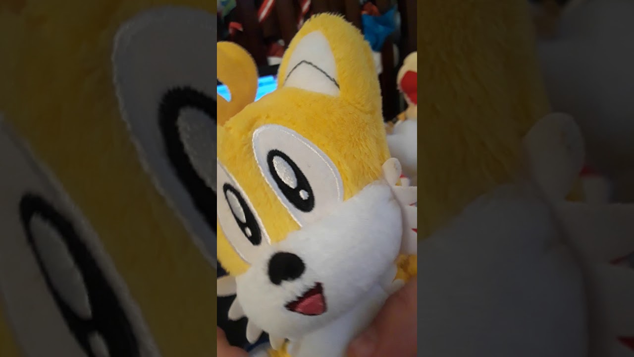 Tails looking up ROBLOX STUDIO - YouTube