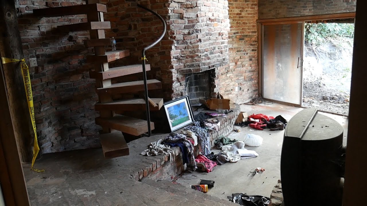 UNKNOWN CRIME SCENE in ABANDONED Log Cabin MANSION - YouTube