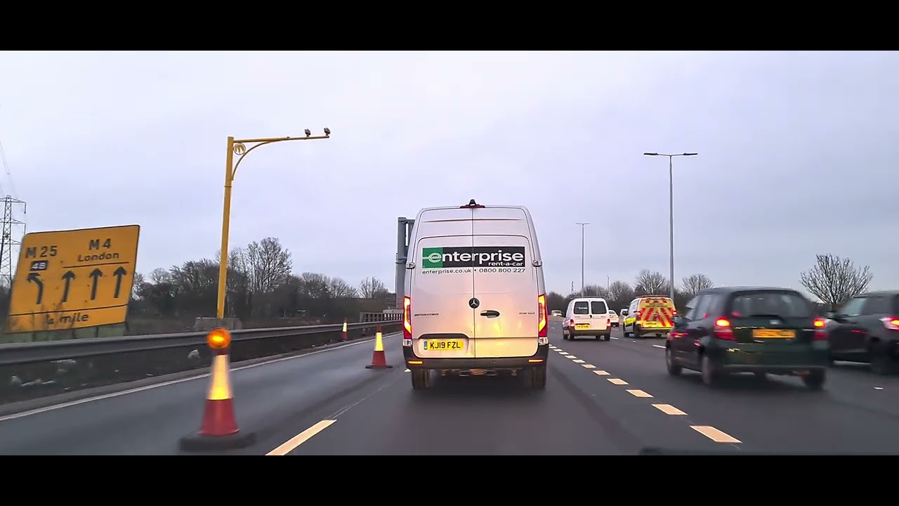 Driving on M4, M25 Motorway 🛣 Thursday Morning - YouTube