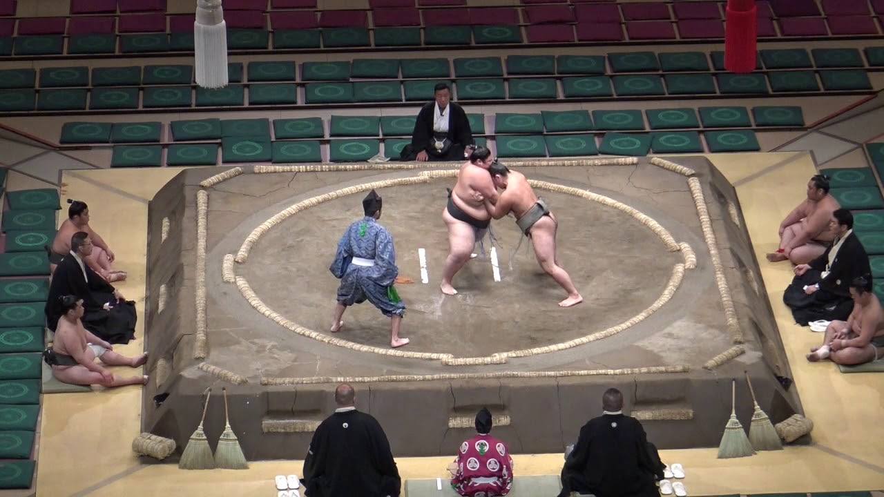 山中-宮崎/勝ったはずがまさかの反則負けに/2017.9.15(63)/yamanaka-miyazaki/day6 #sumo #sumo ...