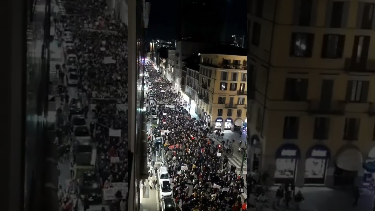 ITALY - Massive Protest In Milan Over Mandates! - YouTube