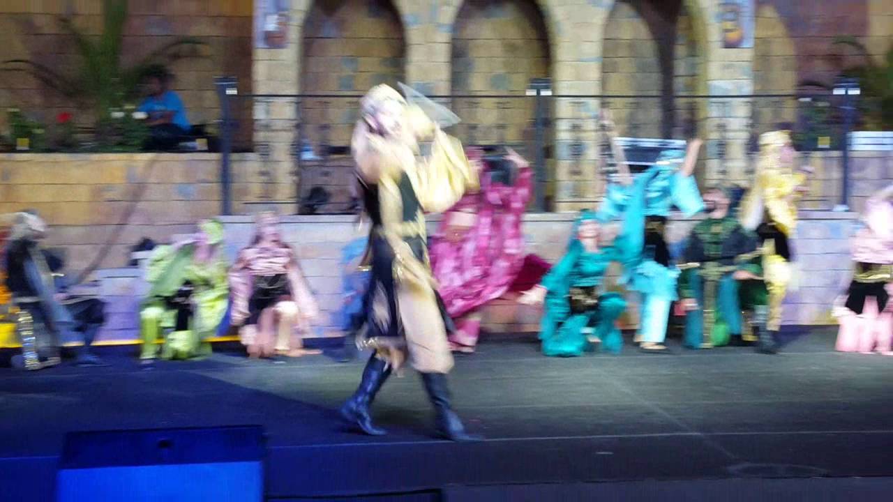 Lebanese folklore Dabke choreography Nidal Abou Diab دبكة لبنانية - YouTube