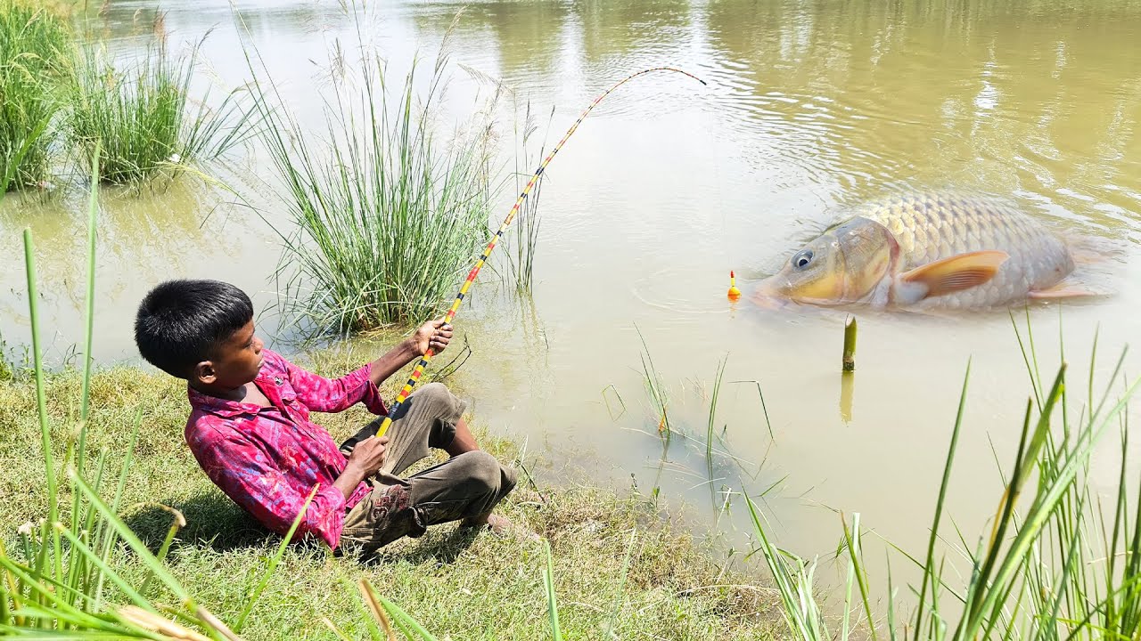 Amazing Unique Hook Fishing Technique Form River Village Boy Hunting ...