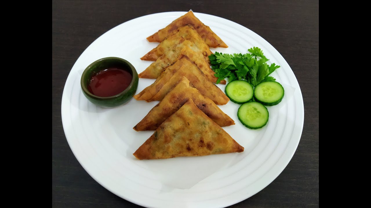 CHINESE CHICKEN SAMOSA BY DIYA'S HOME COOKING - YouTube