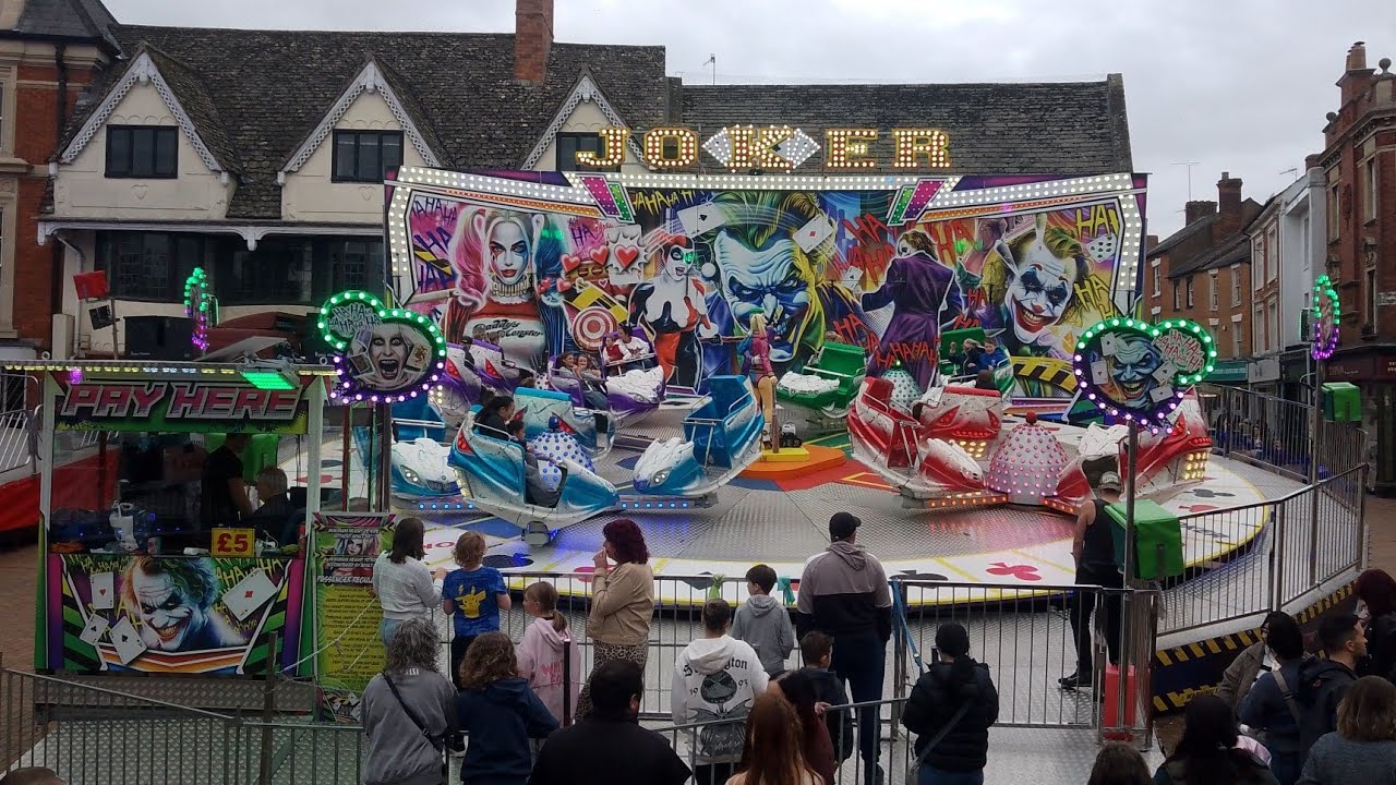 Joker Breakdance Off Ride At Banbury Michaelmas Fair 2025 - YouTube