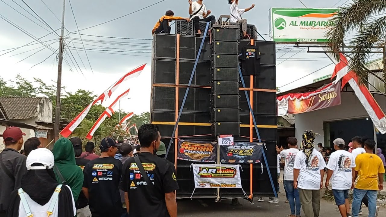 Karnaval Sumber Jambe || AR Audio Jember 12 subwoofer CLA - YouTube