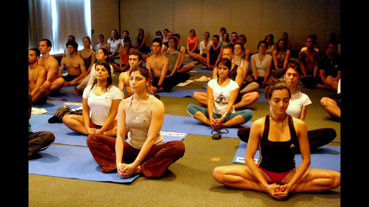 A Yoga para melhorar o Sono - tradição indiana - YouTube