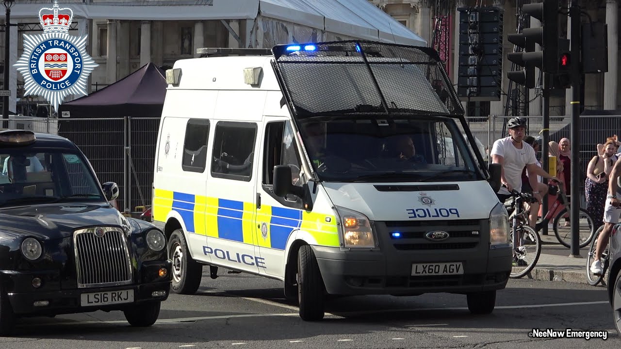 OLD! |British Transport Police| Public Order Van (B831) Responding ...