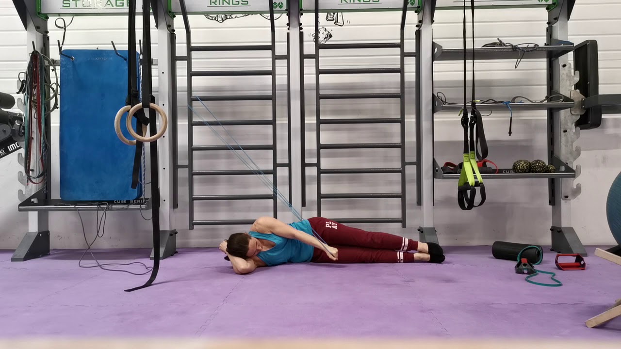 Cross straight arm pull - with band - YouTube