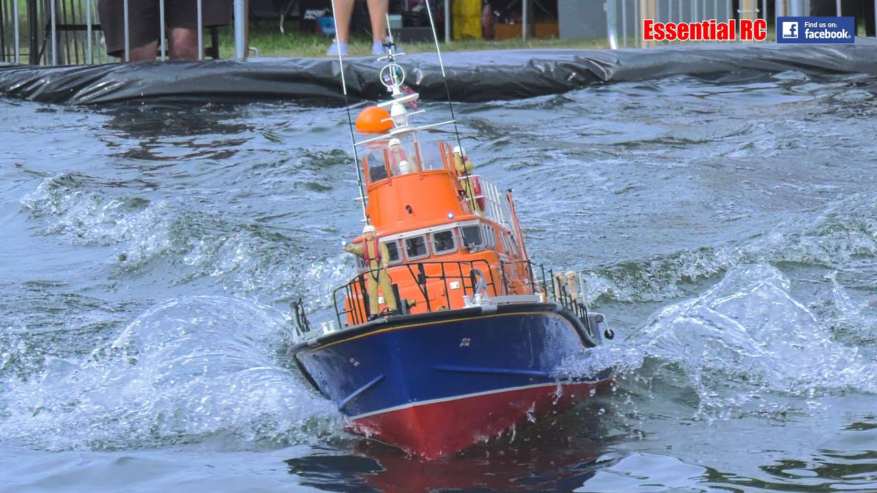 SUPER SCALE ! RC Lifeboats | Southern Model Show 2022 - YouTube