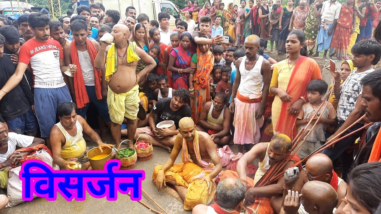 Bishari Maa ka Visharjan. Bishari puja Visharjan. Bishari puja video. Bihula bishari mata ...