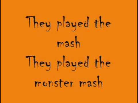 Monster Mash---Bobby Pickett---W/Lyrics!! - YouTube