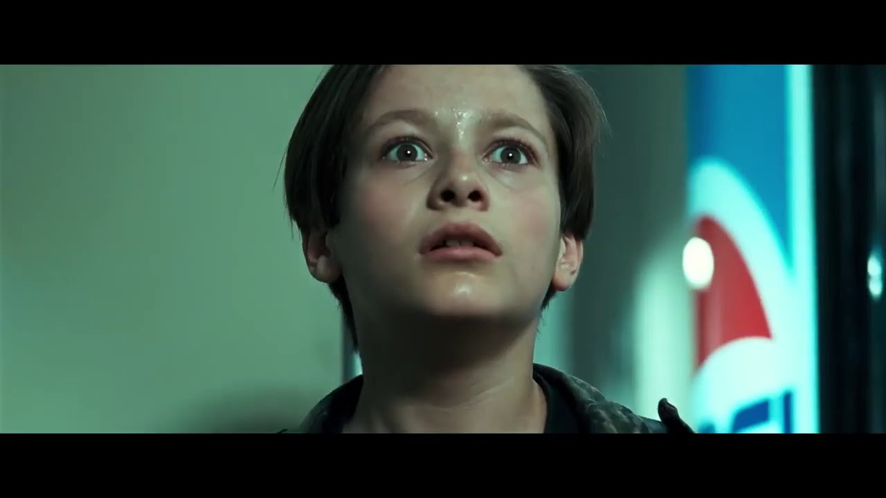 The Galleria T 800 vs T 1000 Terminator 2 Remastered - YouTube