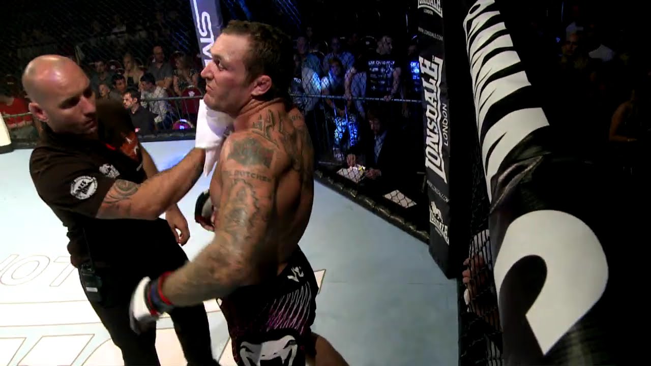 BAMMA Fight Night 2: (Main Event) Ion Pascu vs Lee Chadwick - YouTube