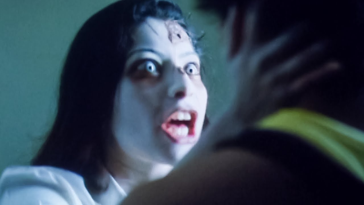 Horror Kissing Scene | Ghostly Click | Romantic Horror Scene | English ...