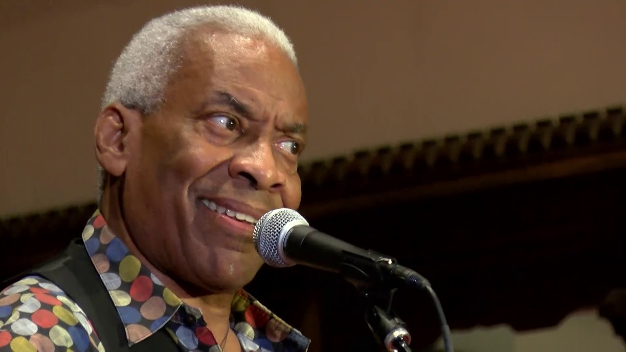 Reggie Harris, Musical Storyteller - YouTube