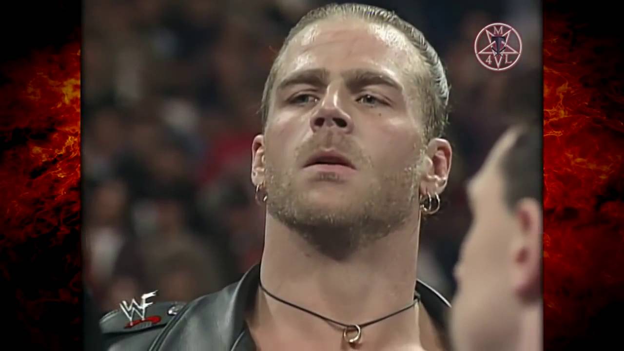 Kane Saves The Undertaker From DX Attack - YouTube