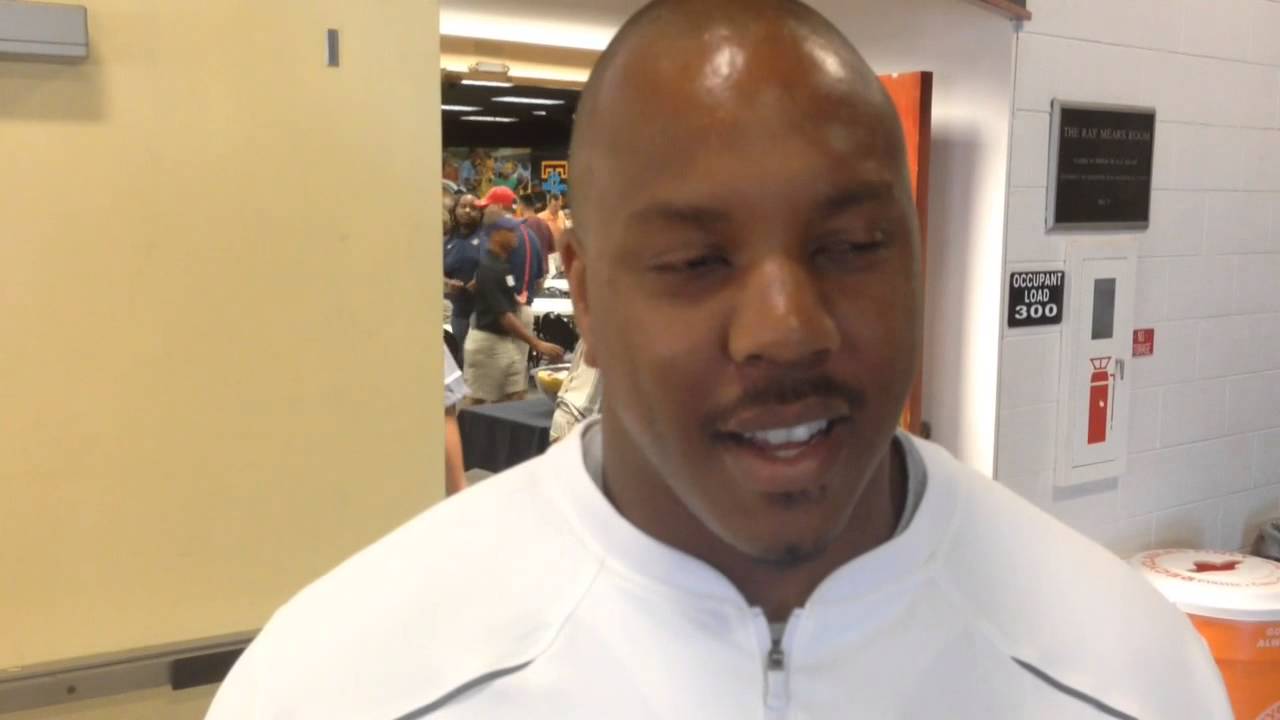 Karns' Xavier Mitchell talks career aspirations, coaching - YouTube