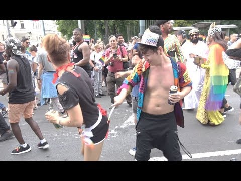 Regenbogenparade Wien 2018 | Vienna Pride 2018 #4 - YouTube